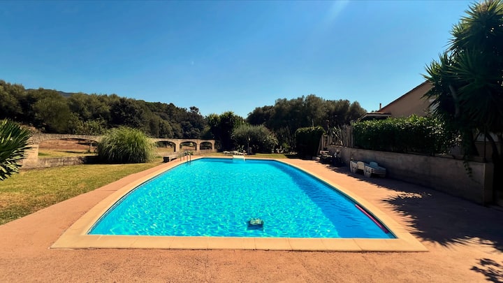 Joli 2 Pièces En Corse Du Sud Avec Piscine. - Propriano