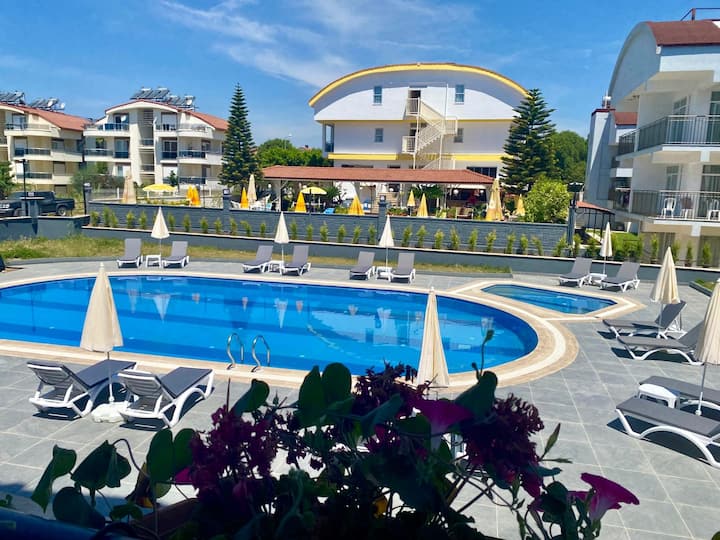 Comfortable 1+1 Fully Furnished With Pool In Side - Side