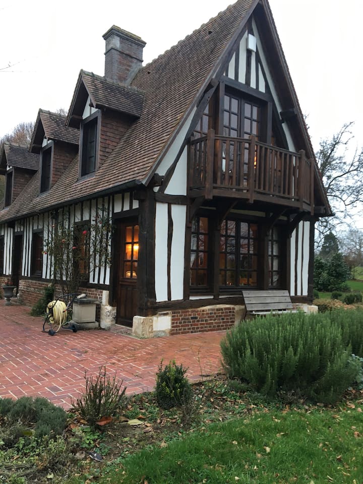 La Maison Des Demoiselles - Brionne