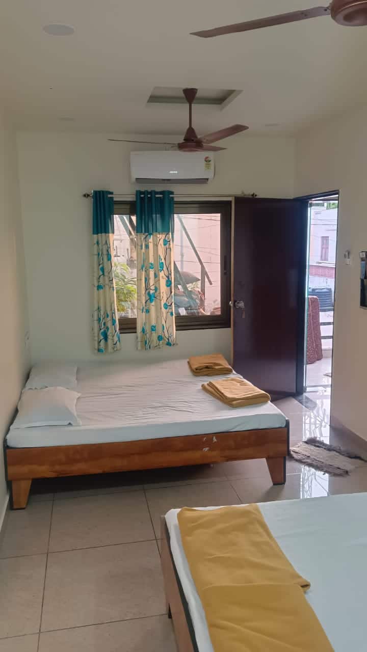 Krishna Home Stay - Dwarka