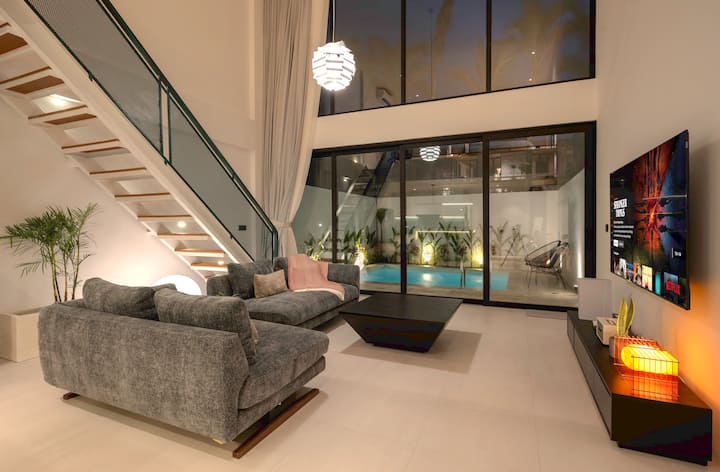 10 Mins To Beach • Modern Loft 15 Mins To Canggu - Australia