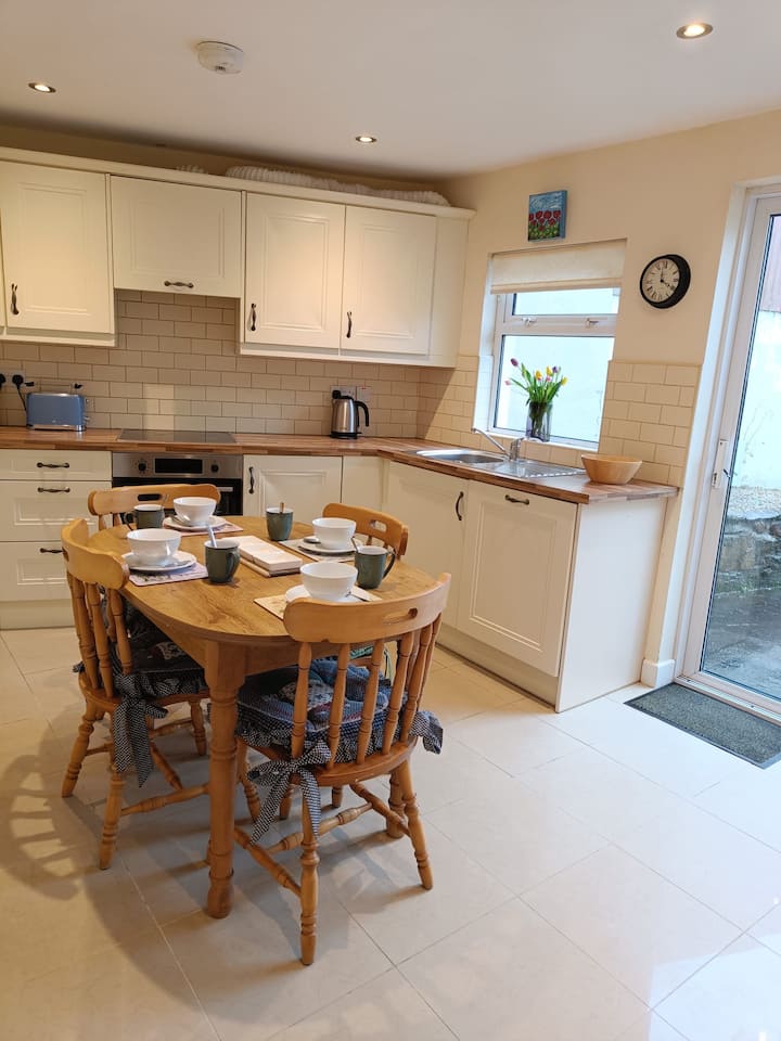 Comfortable Two Bedroom Stay In Leitrim Village. - Leitrim Village