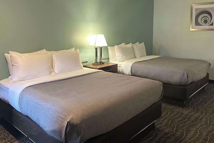 Napa Valley Stay Queen Studio W/breakfast & Pool - Fairfield, CA