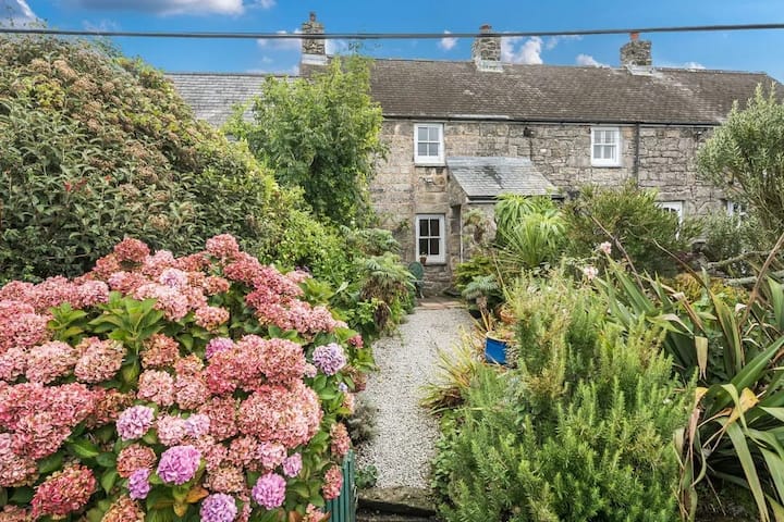 Cosy Cornish Cottage - Sennen Cove