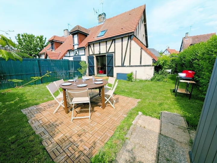 Cottage Cosy Avec Jardin, Piscine, Tennis, Parking - Cabourg