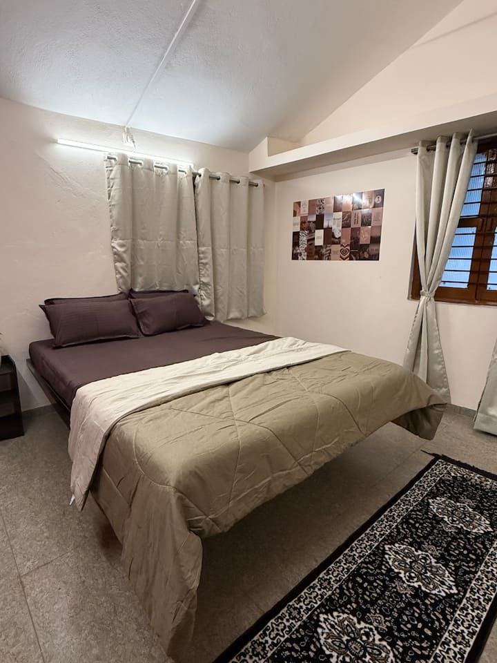 Terra Bay | Balcony Lounge Escape | 1bhk - 콜라푸르