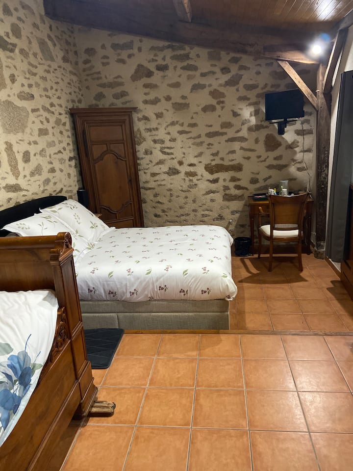 Chambre D’hôtes Avec Salle De Bain Privative - Puy du Fou