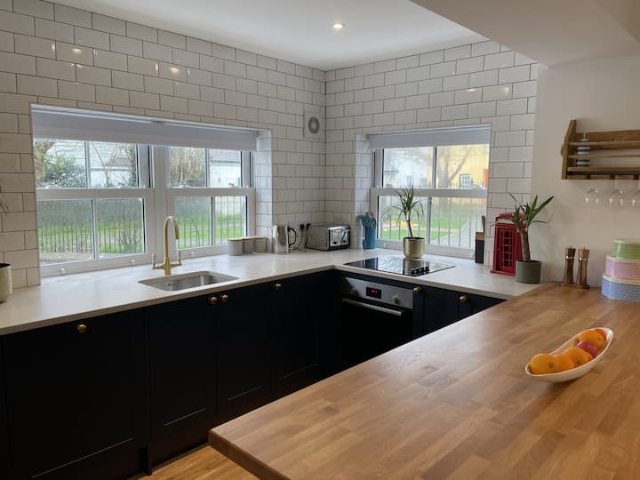 Scrumptious Seaside 4 Bed Cottage In Heart Of Lyme - 萊姆裡傑斯