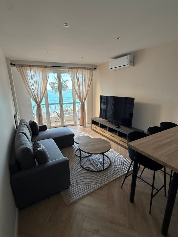 Appartement D’exception 2 Chambres Face à La Mer - Menton