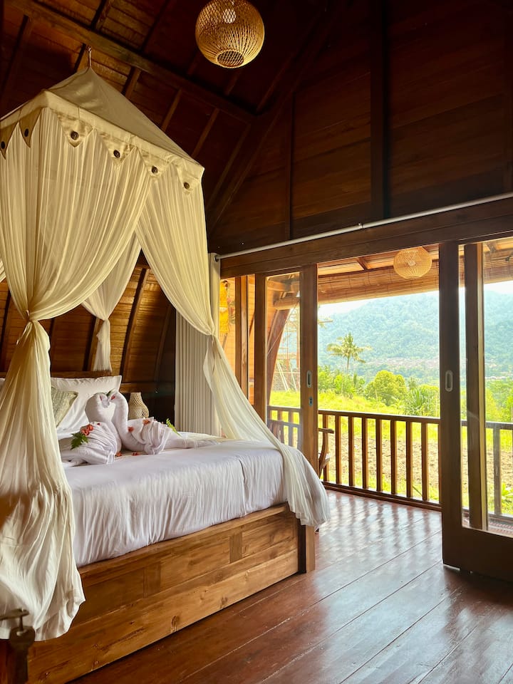 Rumah Kayu Di Sidemen - Sidemen