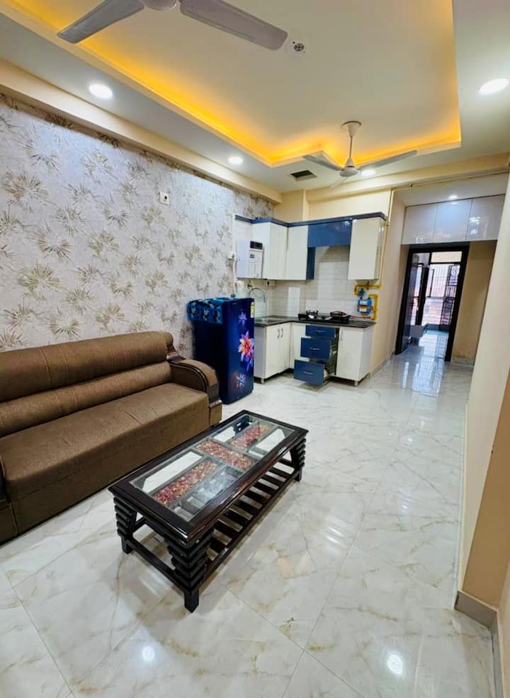 Opalite ,1bhk - Noida