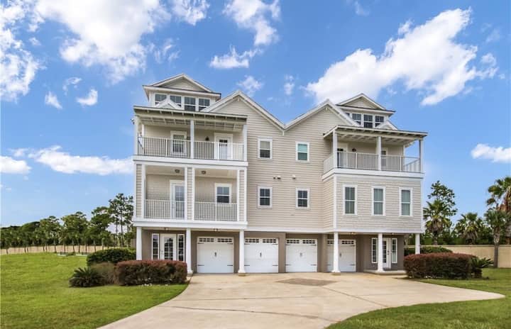 Riverfront Retreat | Sleeps 8 •Pool•gated•near Jax - Crooked River State Park, St Marys