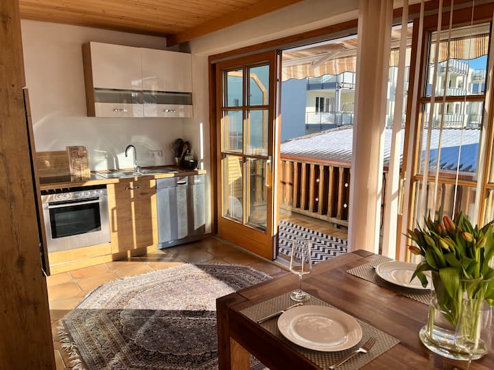 Sonnenruh – Helle Ferienwohnung Mit Wintergarten - Steingaden