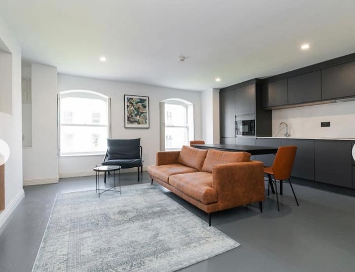 Temple Bar - Central Dublin - Temple Bar- Dublin