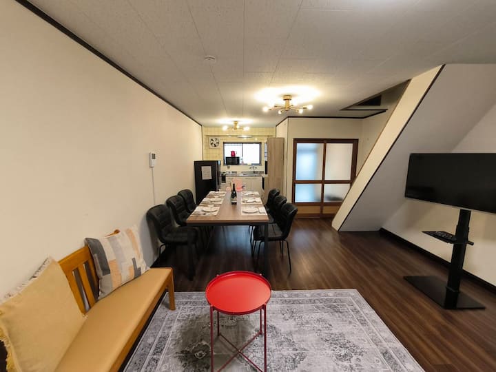 ５ＬＤＫ！大きな一軒家【浴室２】スーパー・コンビニ！大阪城・難波・道頓堀等交通便利！鶴橋１駅！ - Osaka