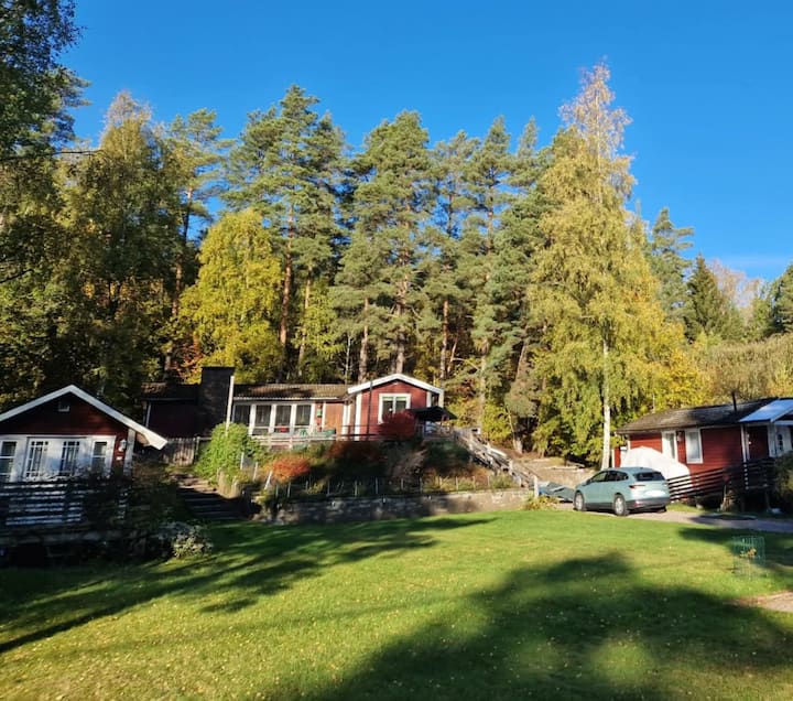 Modernt Utrustad Sommarstuga Vid Mälaren - Mariefred