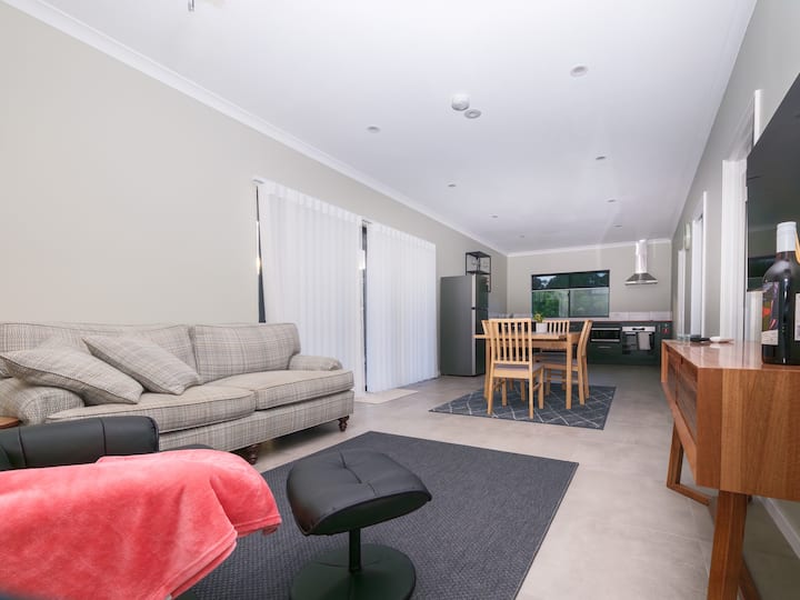 The French River Chalets – Baudin & Douglas - Albany