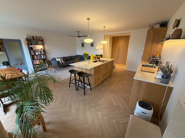 Ruim Appartement Midden In Het Groen - Ámsterdam