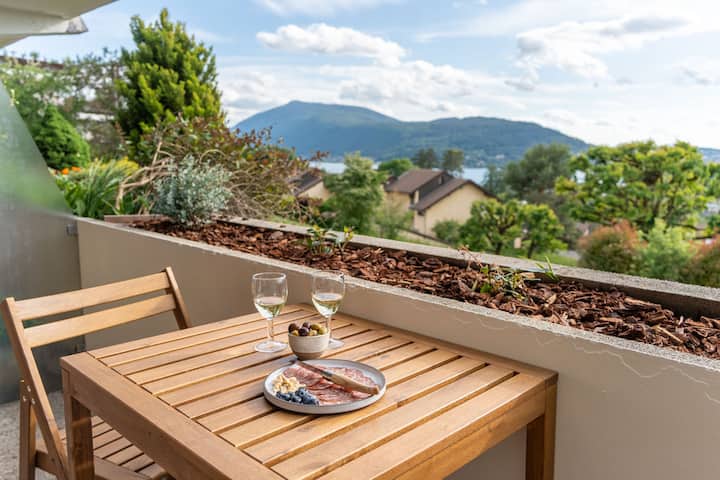 Joli Studio Vue Lac Et Montagnes Avec Piscine - Annecy-le-Vieux