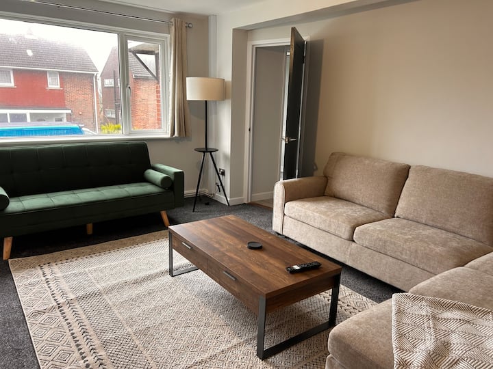 Modern 3-bed Stay – Walking Distance To Hospital - Emsworth