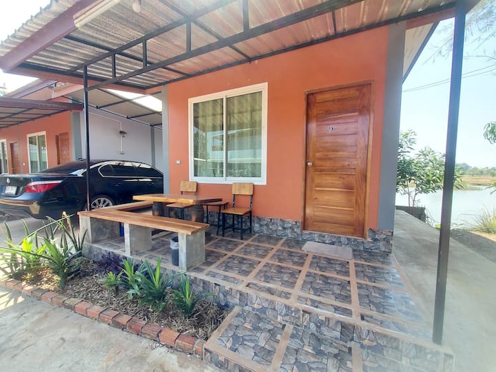 Lakeview Tiny House Monthly Stay - Ban Dung District