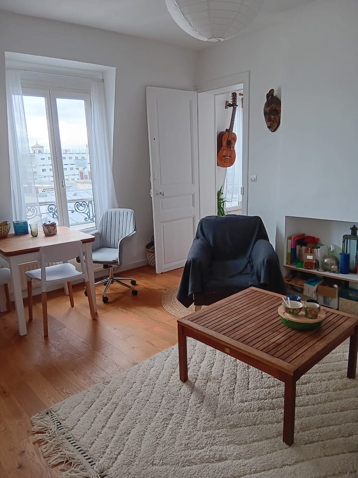 Nid Cosy Avec Vue Sur Montmartre - Paris
