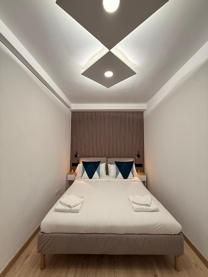 Elegant Room With En Suite Bathroom In Central Bcn - Barcelona