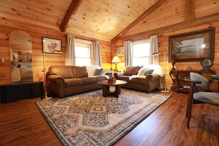 Firefly Cabin At The Grove - Heber Springs, AR