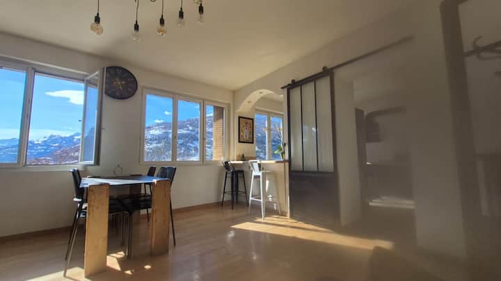 Appartement Dans Les Hauteurs De Briançon - Briançon