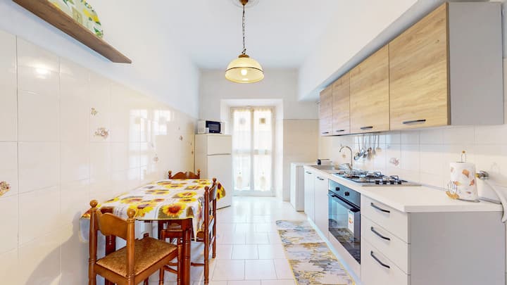 [Madia] Il Lusso Della Semplicità - Acqui Terme