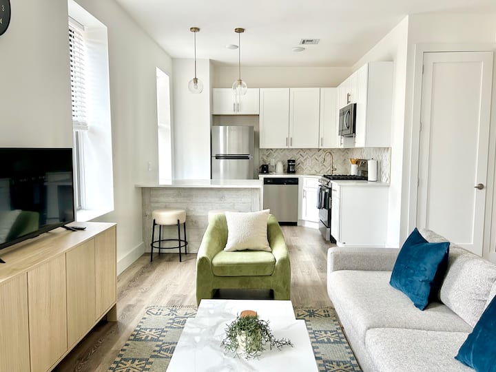 018 • 3br/2ba • Bright Spacious • Central Hoboken - Hoboken, NJ