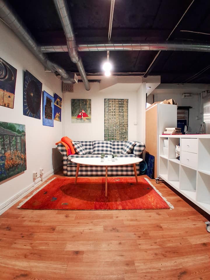 Creative & Cozy Studio Near City Center - Stockholm