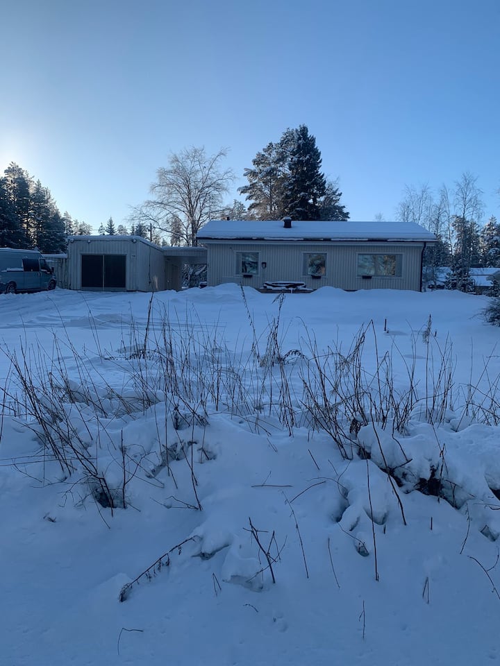 Kiiminkijoen Varrella Sijaitseva Omakotitalo - Oulu