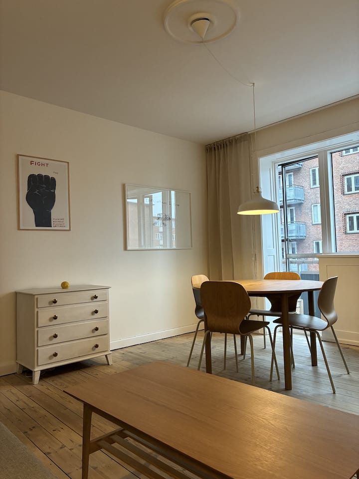 Spacious Place With Wooden Floors & Two Balconies - Copenhagen