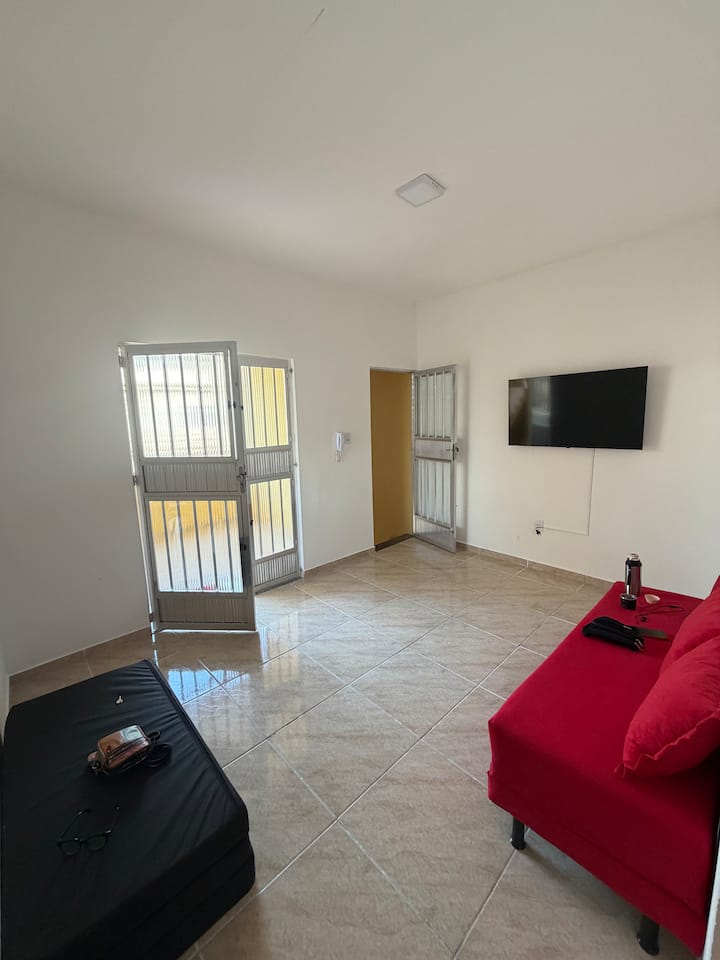 Casa Espaçosa, Elegante E Funcional - Nova Iguaçu