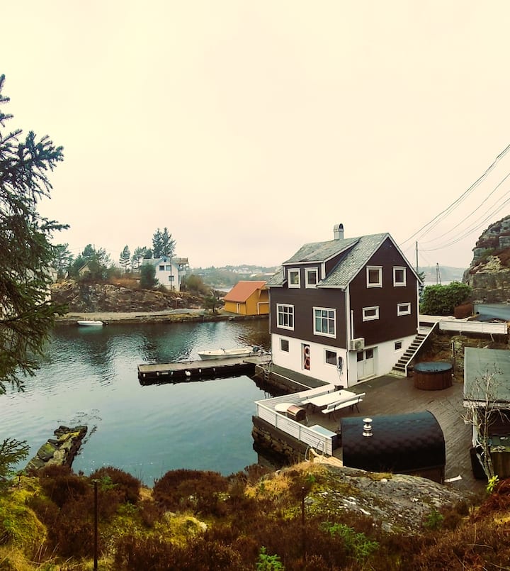 Perle Ved Sjøen! Privat Brygge, Sauna Og Stamp! - Aéroport de Bergen (BGO)