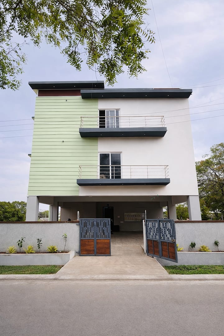 Ashley Homestay 2bhk–codissia, Airport, Tidel Park - Coimbatore