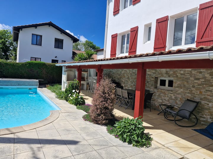 Appartement Lumineux Avec Piscine Et Vue Rhune - Ascain