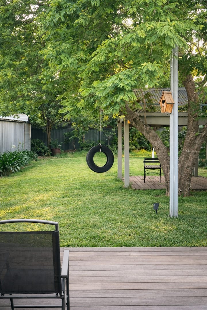 3br Coastal Retreat. Walk To Beach Shops Train - Tottenham