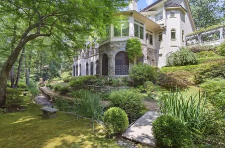 Elegant Atlanta Estate Private Lux Near Buckhead - Sandy Springs, GA