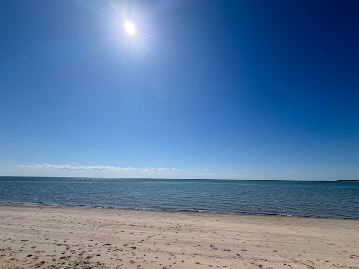 Renovated Beach Retreat With 5 Min Walk To Water - Wellfleet, MA