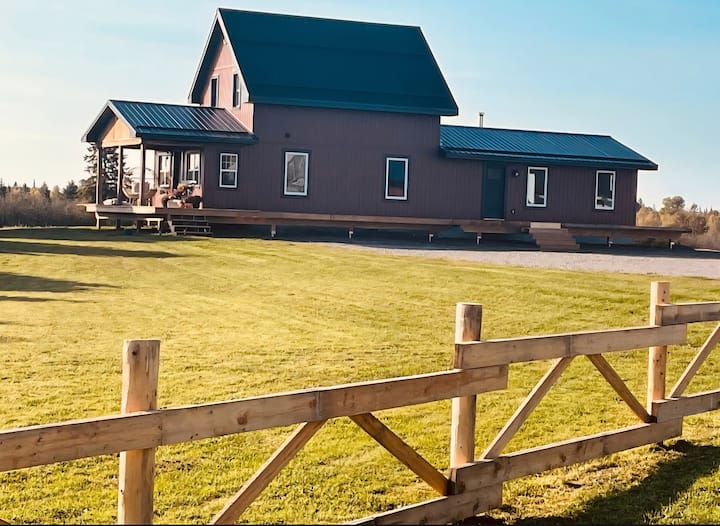 Welcome To Rosie's Acres! Short Term Available - Greater Sudbury