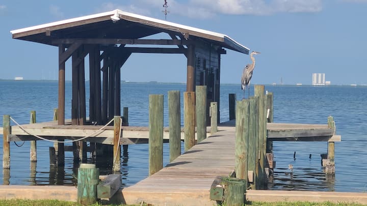 Launch & Lounge 3br - Titusville, FL