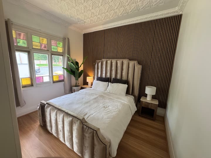 Newly Renovated Luxury 3 Bedroom Home In Bathurst - Bathurst