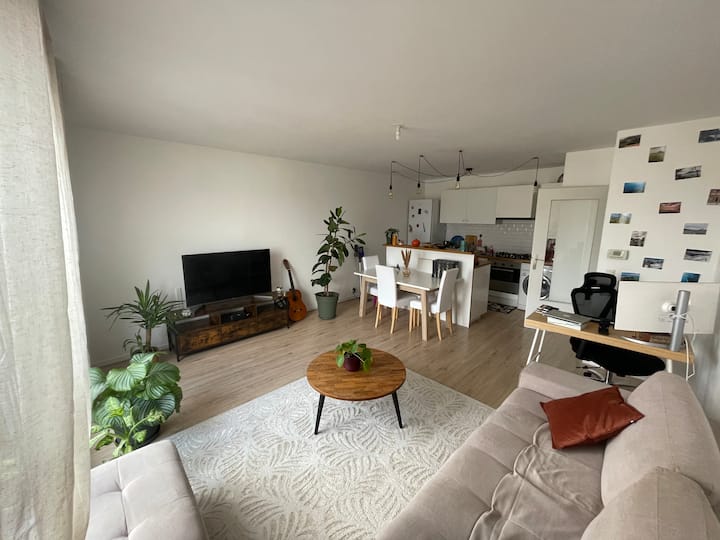 Cozy Flat Next To Paris - Saint-Denis, France