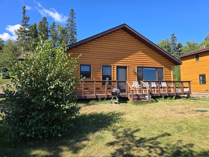 Cozy Lutsen Cabin Steps From Lake Superior! - Lutsen, MN