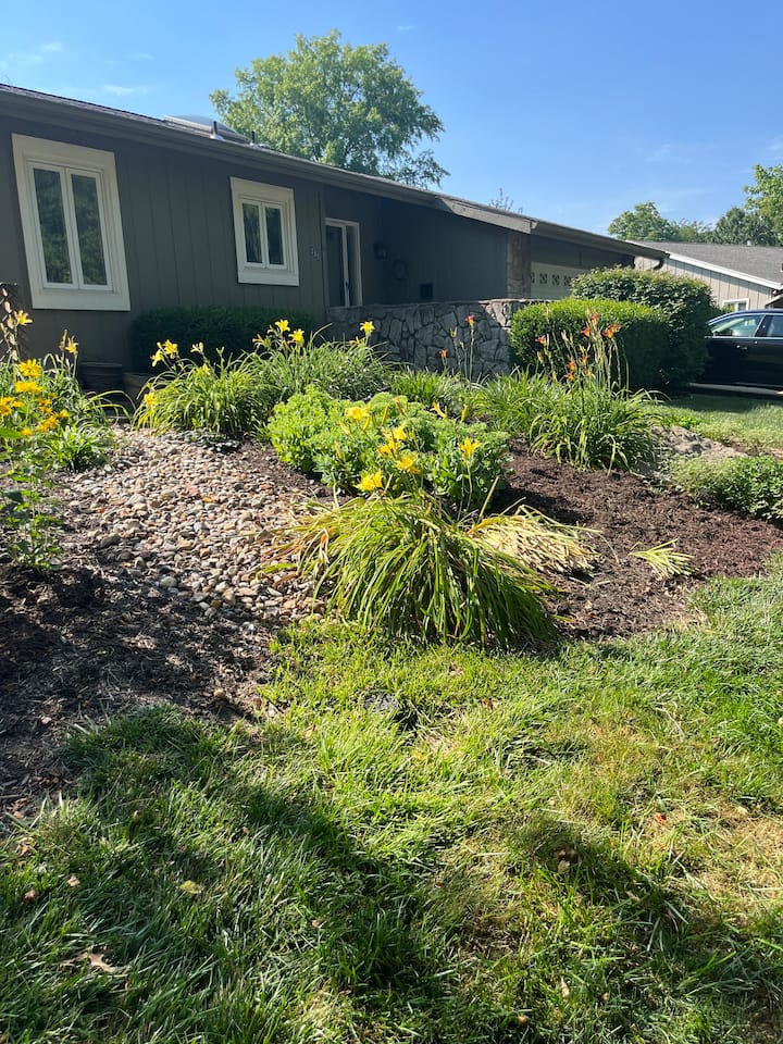 Score! World Cup Ready. Your Home Away From Home - Belton, MO