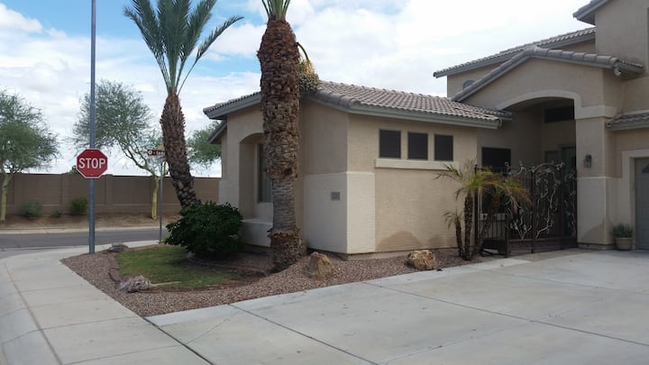 Convenient Classy Casita - Chandler, AZ
