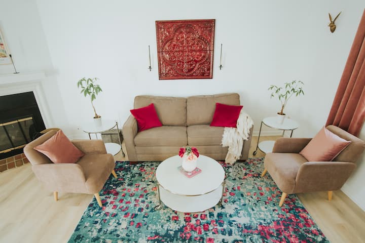 7 Mins To Uva Grounds, Peaceful 3br House - Charlottesville, VA