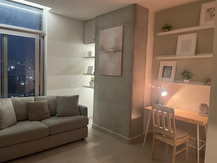 Ubicación Y Armonía En El Centro De Mty - Monterrey